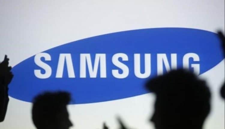 Samsung has teamed up with Facebook to help offline retailers go digital